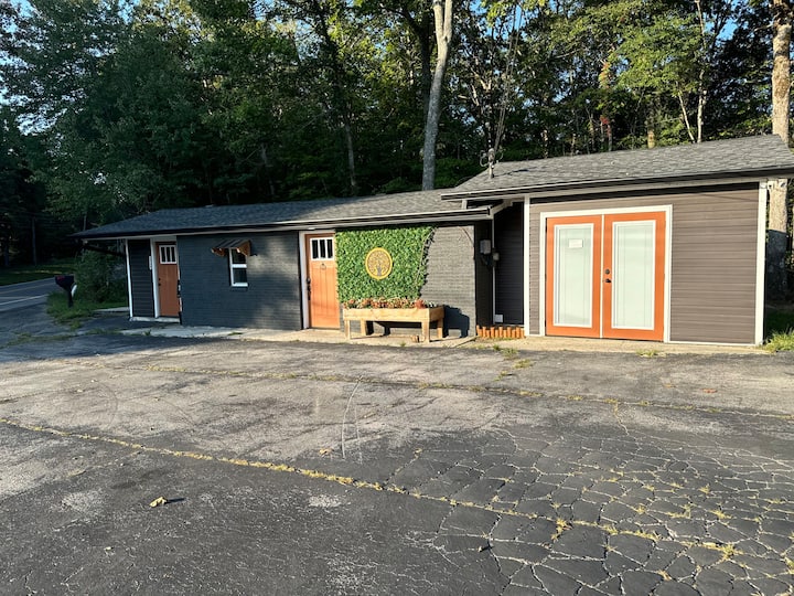 Welcome To Our Spare Oom! - Crossville, TN