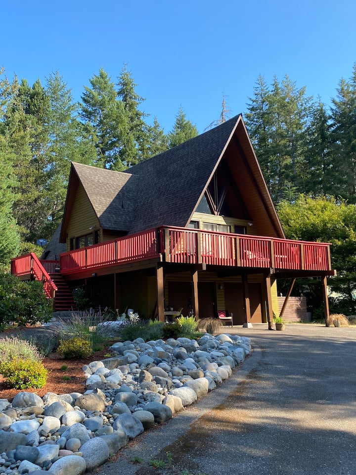 Resort Cabin At Alderbrook - Shelton, WA