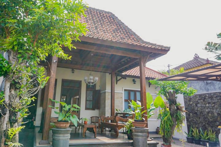 Kamaniya Villa 6 Rooms Villa Near Prawirotaman - Yogyakarta