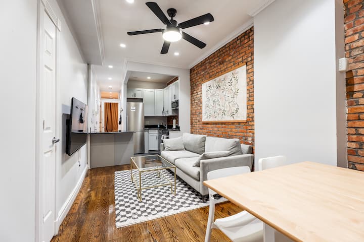 2 Bedroom Charming East Village - West New York, NJ