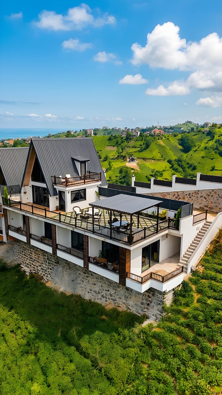Tam Müstakil · Jakuzili Lüks Villa - Rize
