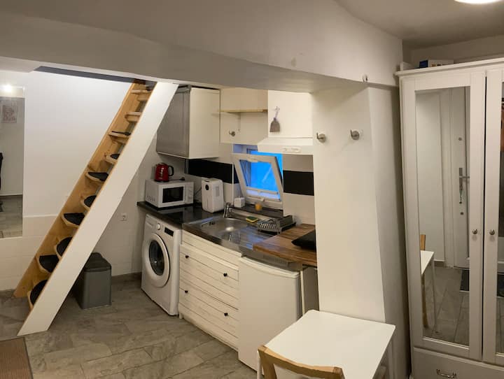Studio In Luxembourg-hamm - Luxembourg