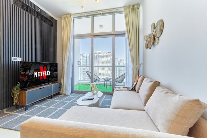 Your Marina Escape: Charming Apartment In Dubai - Dubai