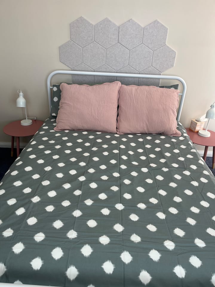 Light
Tiny-home Between Mona And City/salamanca - Hobart