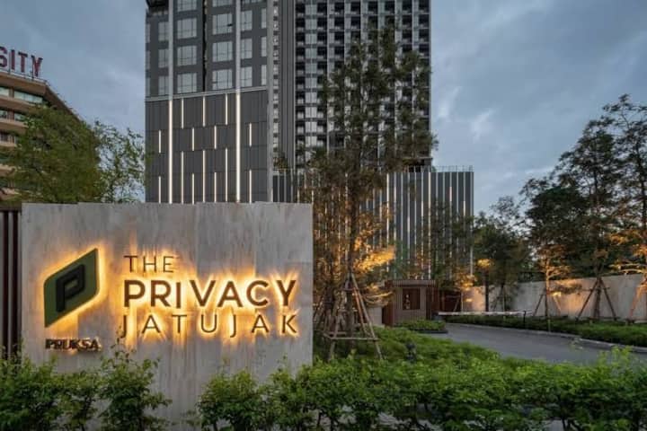 Luxury & Central Living @ The Privacy Jatujak -