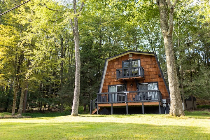 Cozy Mountain Cabin - Minutes From Wisp - Deep Creek Lake, MD