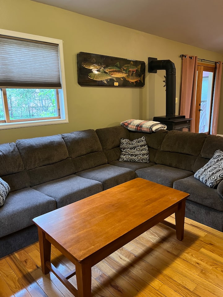 Beautiful, Private Guesthouse In Downtown Lyons! - Lyons, CO
