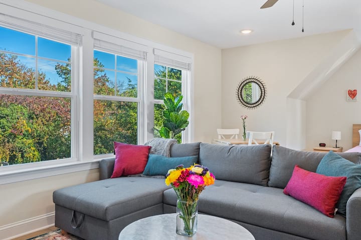 Clean, Cozy & Convenient In Rva! - Richmond, VA