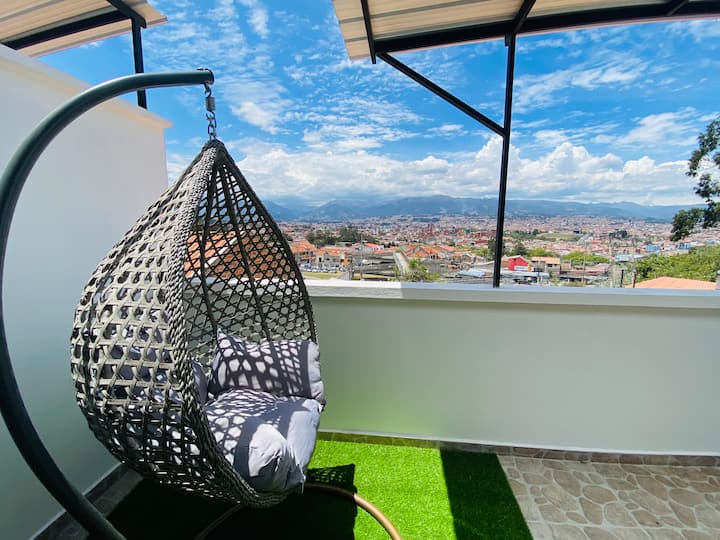 Departamento Panorámico En Cuenca - Cuenca