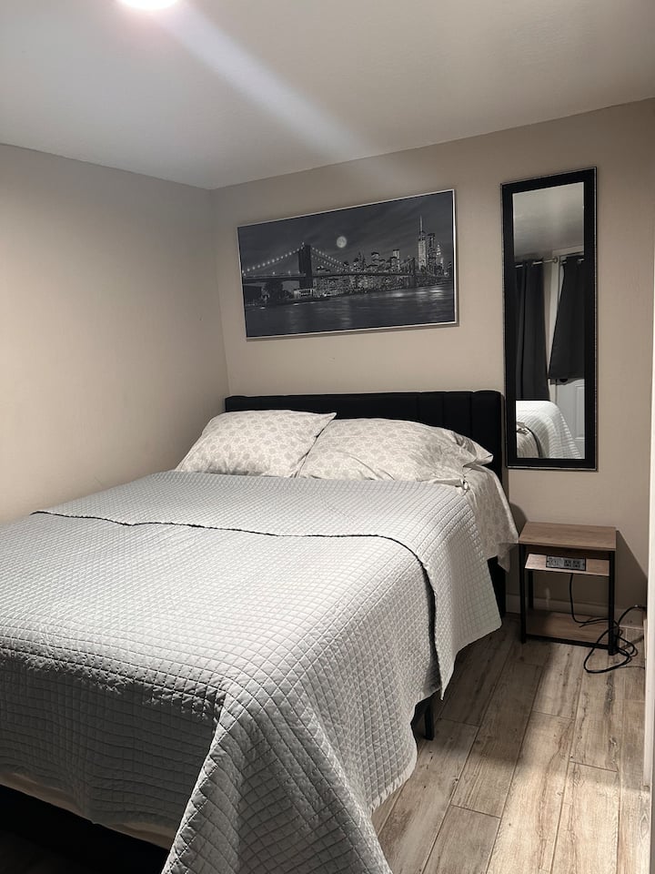 #3 Tiny Living Experience 144 Sf Driveway Parking - Phoenix, AZ