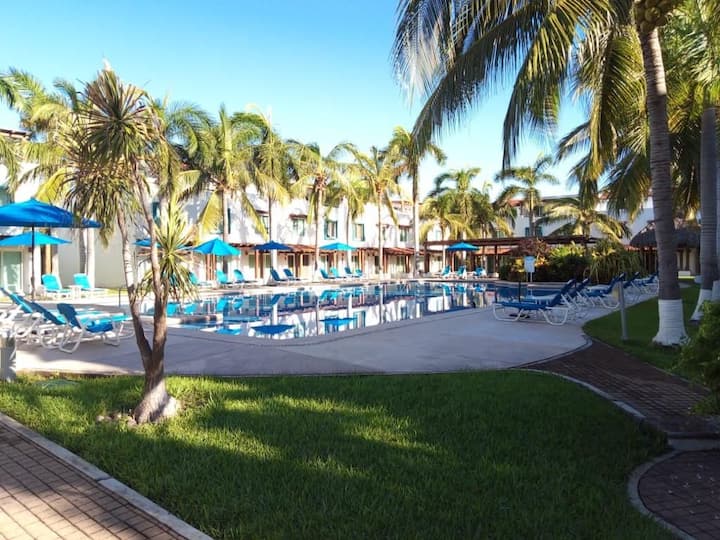 Padre Villa - Zihuatanejo