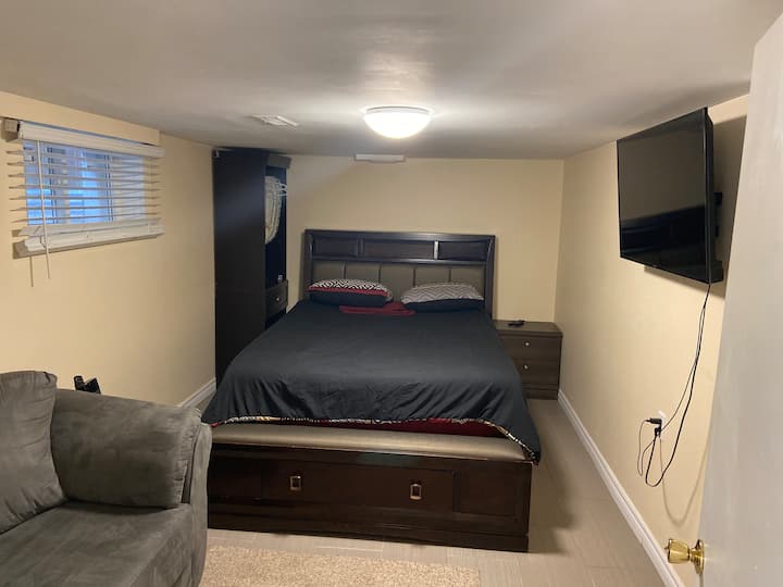 The Place To Stay Iii - Welland