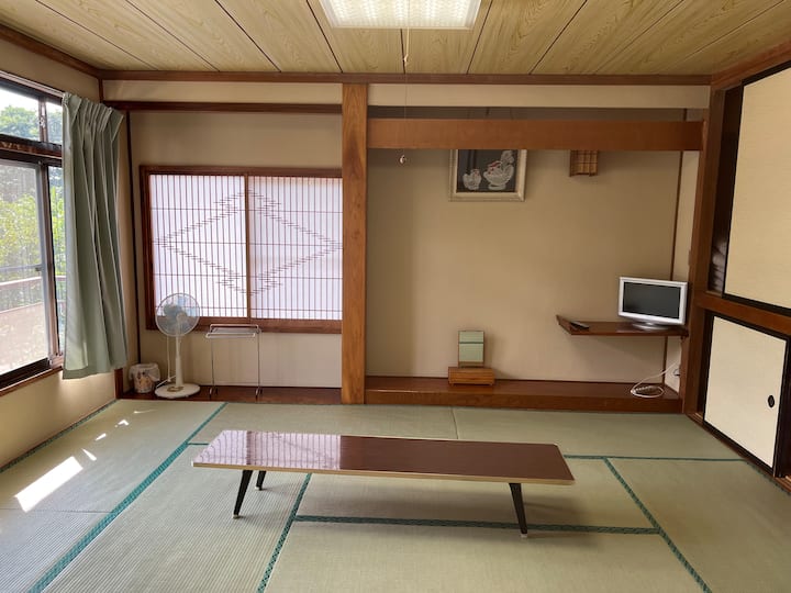 Near Lake. Big House.traditional Style. - Lake Kawaguchi