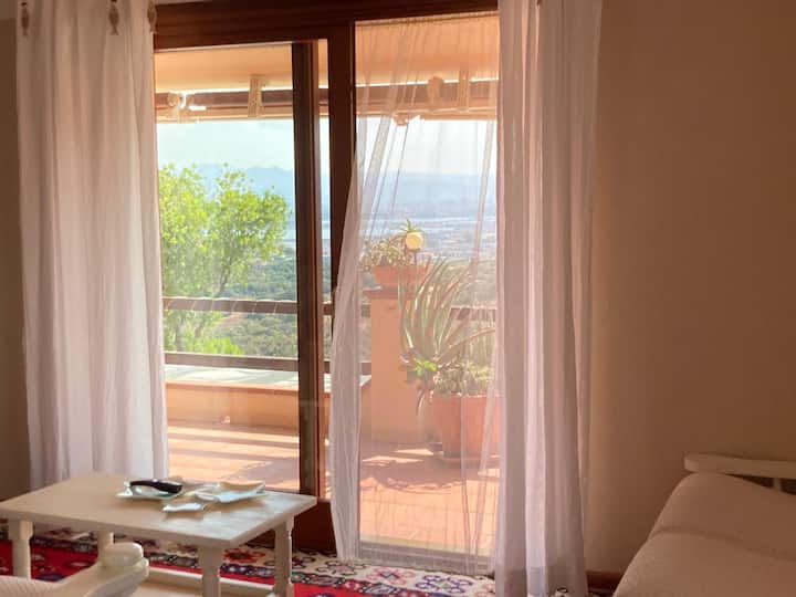 Cosy Corner Of Paradise Overlooking The Gulf - Olbia