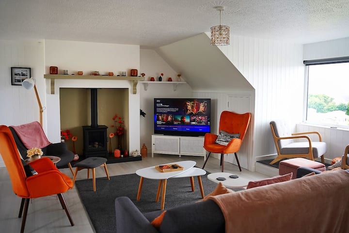 Orange Duck House - Coastal, Portstewart Strand - Portstewart