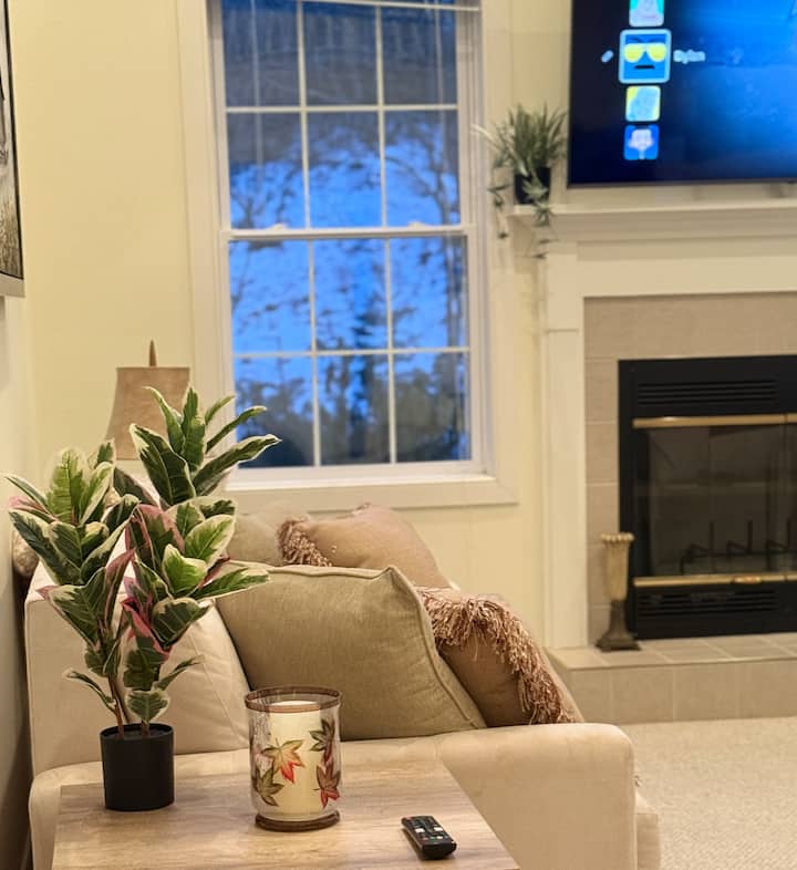 Pocono Home - Pocono Lake, PA