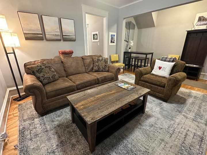 Charming Ne Minneapolis Home - Minneapolis