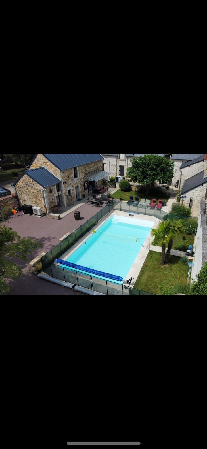 Maison Familiale Avec Piscine - Saint-Amand-Montrond