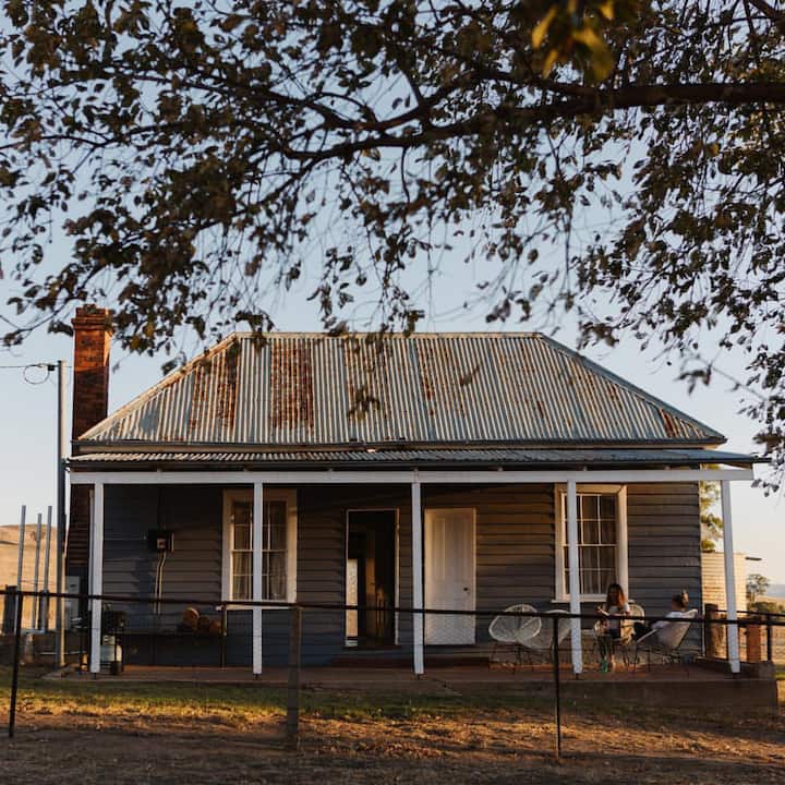 Windies Cottage - Gundagai