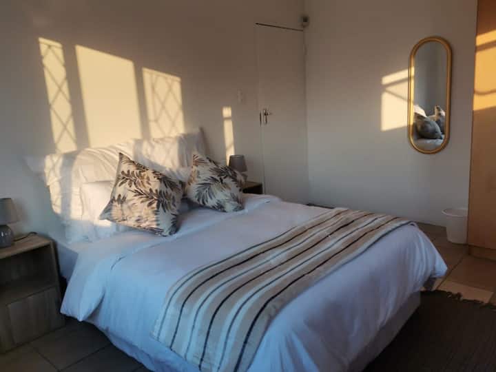 Neptune Guest Cottage - Durban