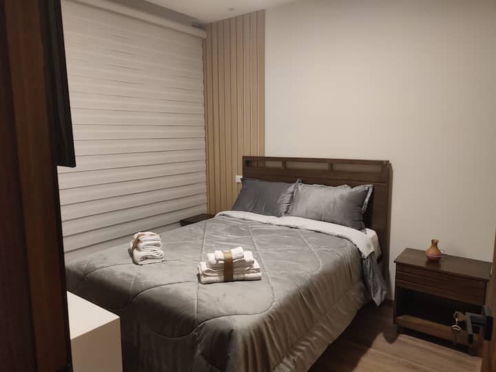 Near Center · Elegant Apt - Cuenca, Ecuador