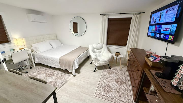 Cute & Cozy Tiny Guesthouse - Florida