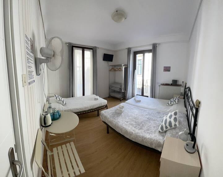 3 Pension Gurtxu Habitacionurgul - San Sebastián