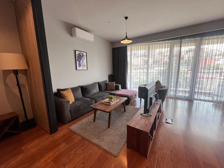 Awesome Open 1 Br In Beyoğlu; Pool, Spa, Balcony - Istanbul