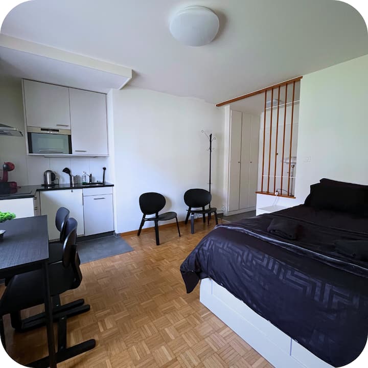 The Flur’inn 2m | Studio In Bern | Self Check-in - Bern