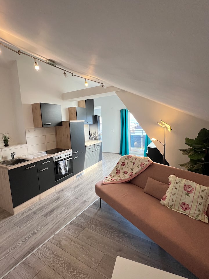 Modernes Loft Mit Balkon & Bergblick - Villach