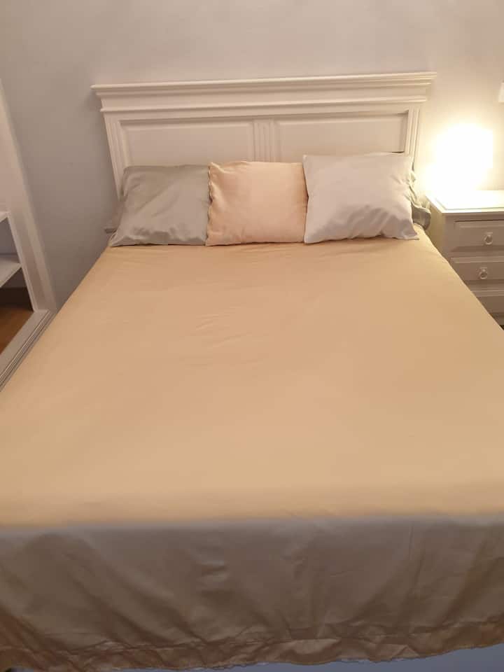 Habitación Privada Con Baño Compartido - Alicante