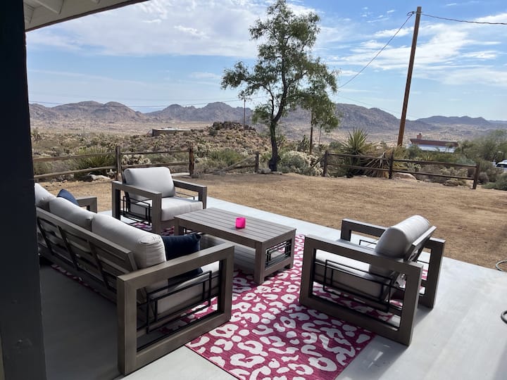 Coyote Vista • Joshua Tree• Wildlife •Starry Skies - Joshua Tree, CA