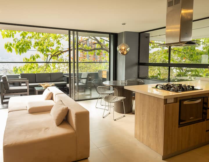 Apartamento Tipo Casa Con Hermosa Vista - Colombia