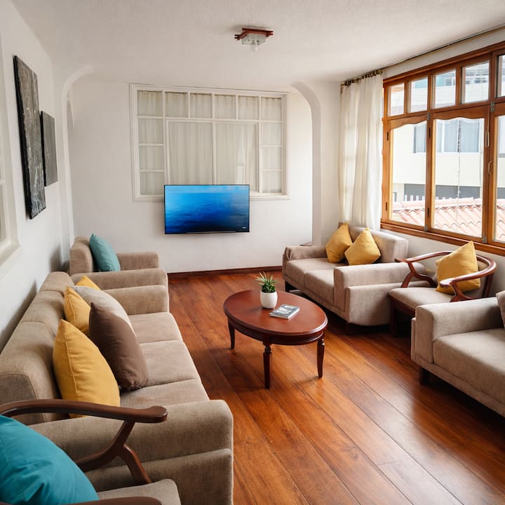 A 5 Cuadras De La Basílica - Banos