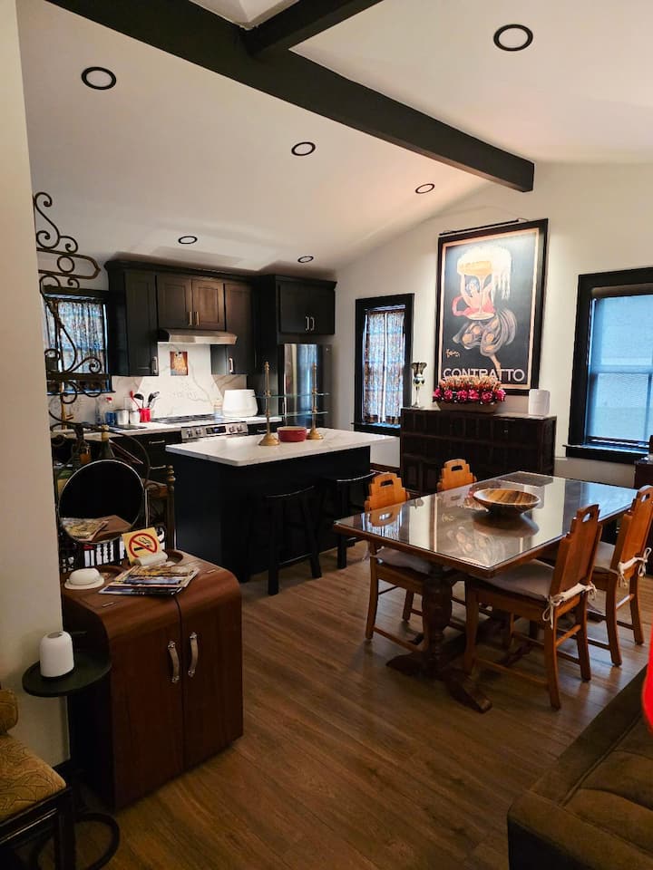 Mi Casita Es Su Casita - San José