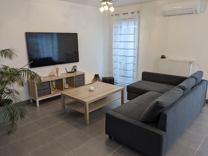 1 Chambre Dans Un Appartement Agréable Et Calme - Allevard