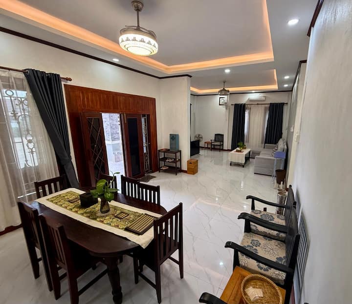 4bed(각방화장실),음향및조명, 독채 가성비빌라 - Viyentiyan