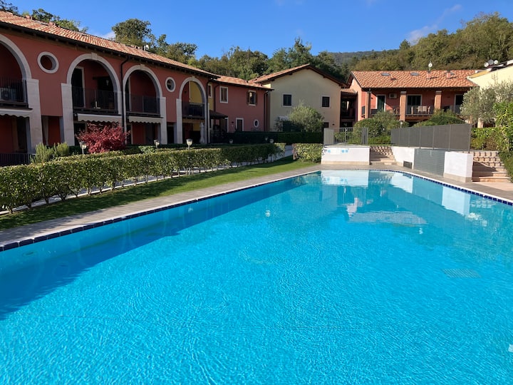 Neu Luxus-apartment, Pool+garten -Costermano - Garda