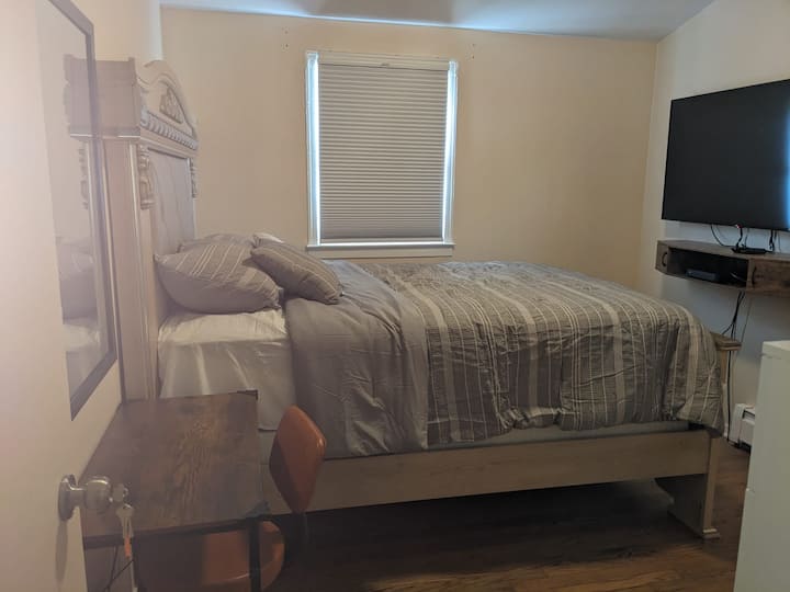 Cliffwood! Private Room. - Monmouth County, NJ