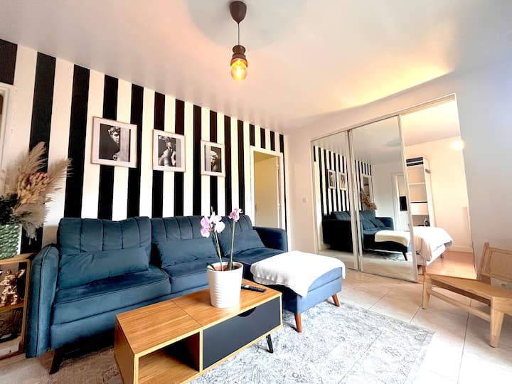 Comfy Apartment In Clichy, Close To Paris Centre - ibis Paris Porte de Clichy Centre