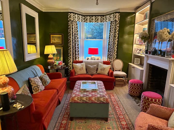 Beautifully Warm Family House - Central London
