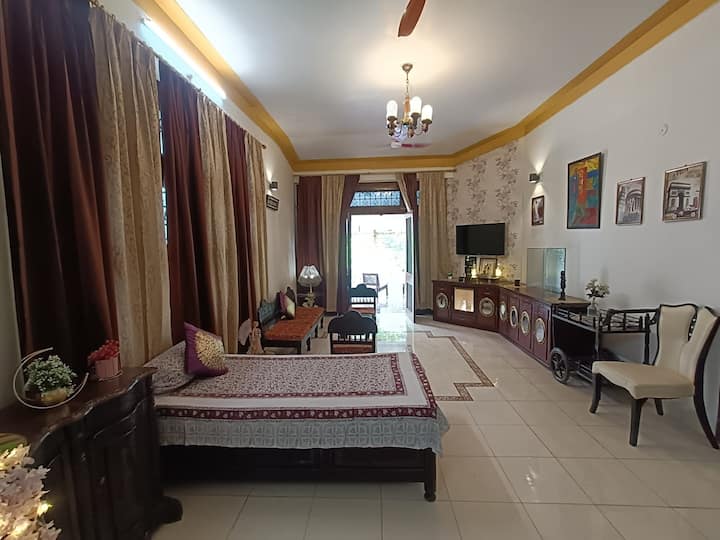 Shahpura Lake Holiday Home. - Bhopal