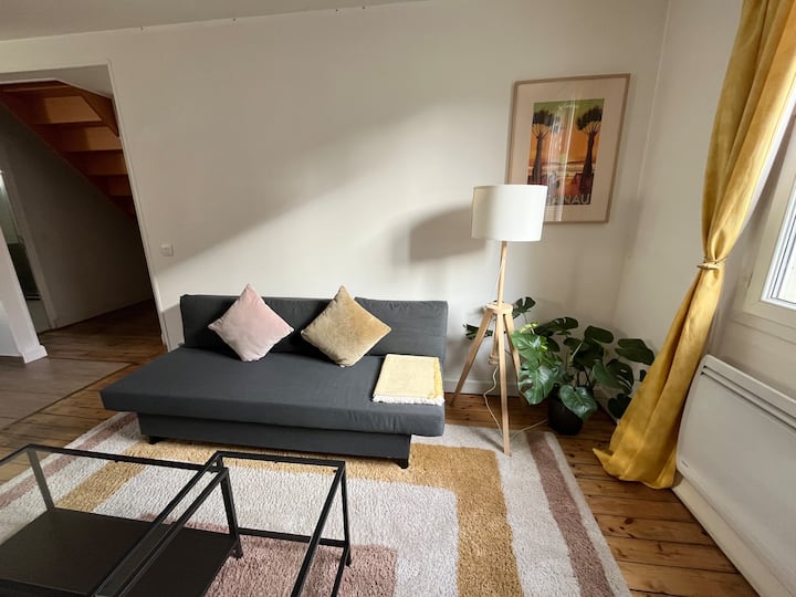 Maison Avec Parking Compris - Châtillon