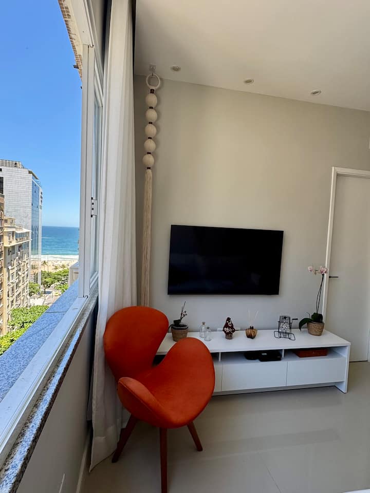 Vista Para O Mar Do Leme E Copacabana! - Rio de Janeiro