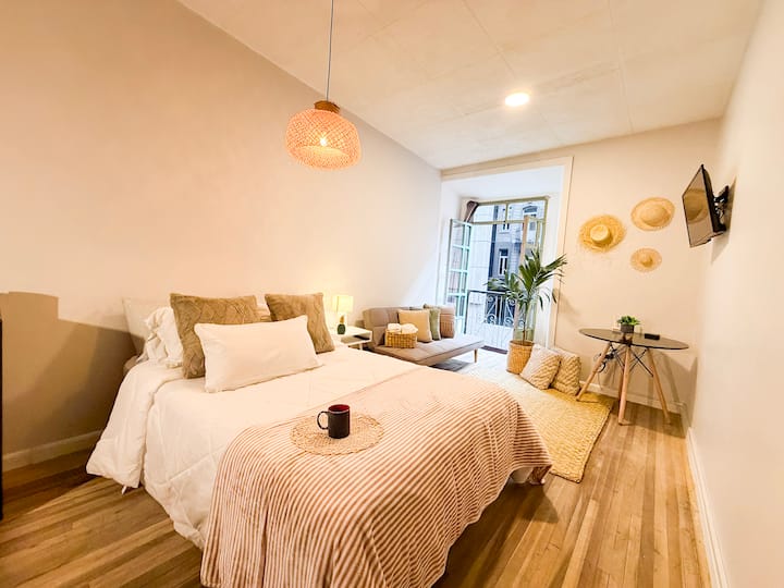 Colonial Studio Suite Steps From Parque Calderon - Cuenca