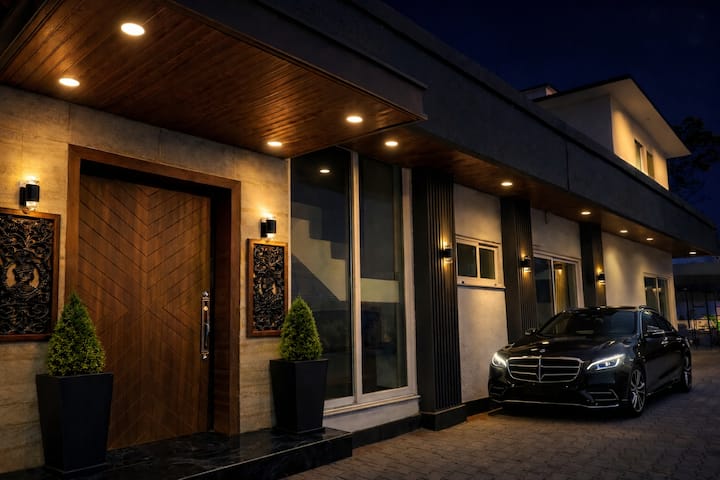 2 Kanal Luxury-main Margalla Road• Elite Location - Islamabad