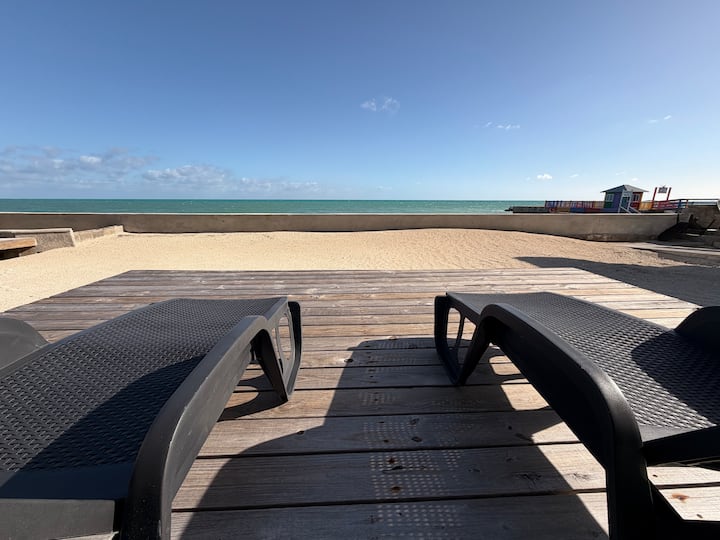 Andros Sunset Beach Villa | Steps To Private Beach - 바하마