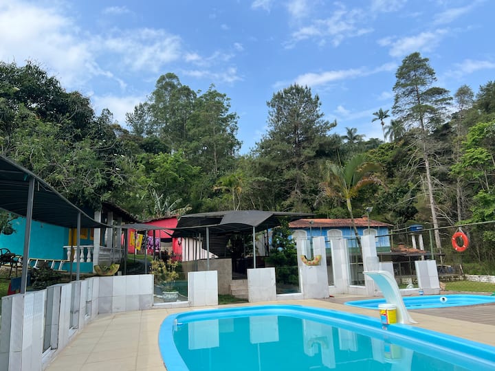 Chácara Em Aruja Para Família E Amigos Com Piscina - Arujá