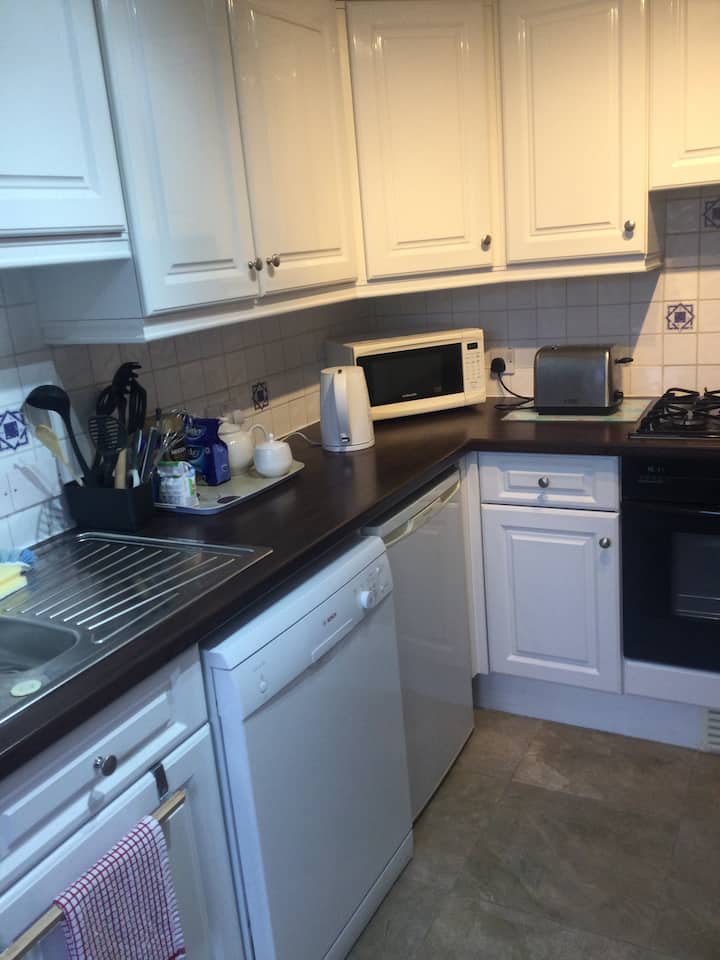 Tudor Villa - Warwick