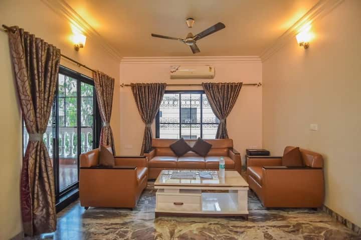 Independent Luxurious Pent House At Prime Location - 浦那
